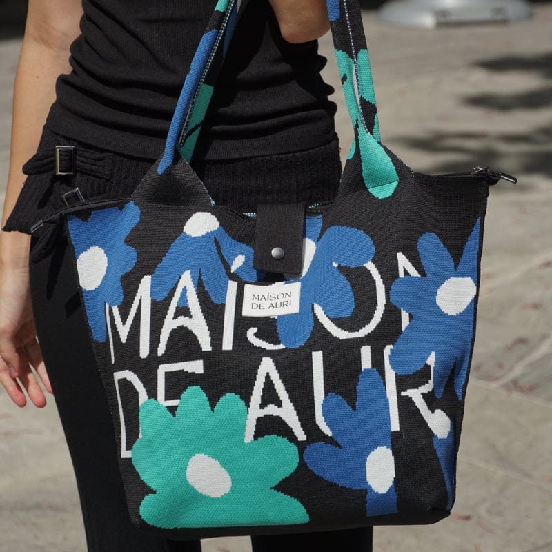 Poche Grande 大口袋包/ 厚針織/ Happy Blue 快樂藍 | Maison de Auri | citiesocial ...